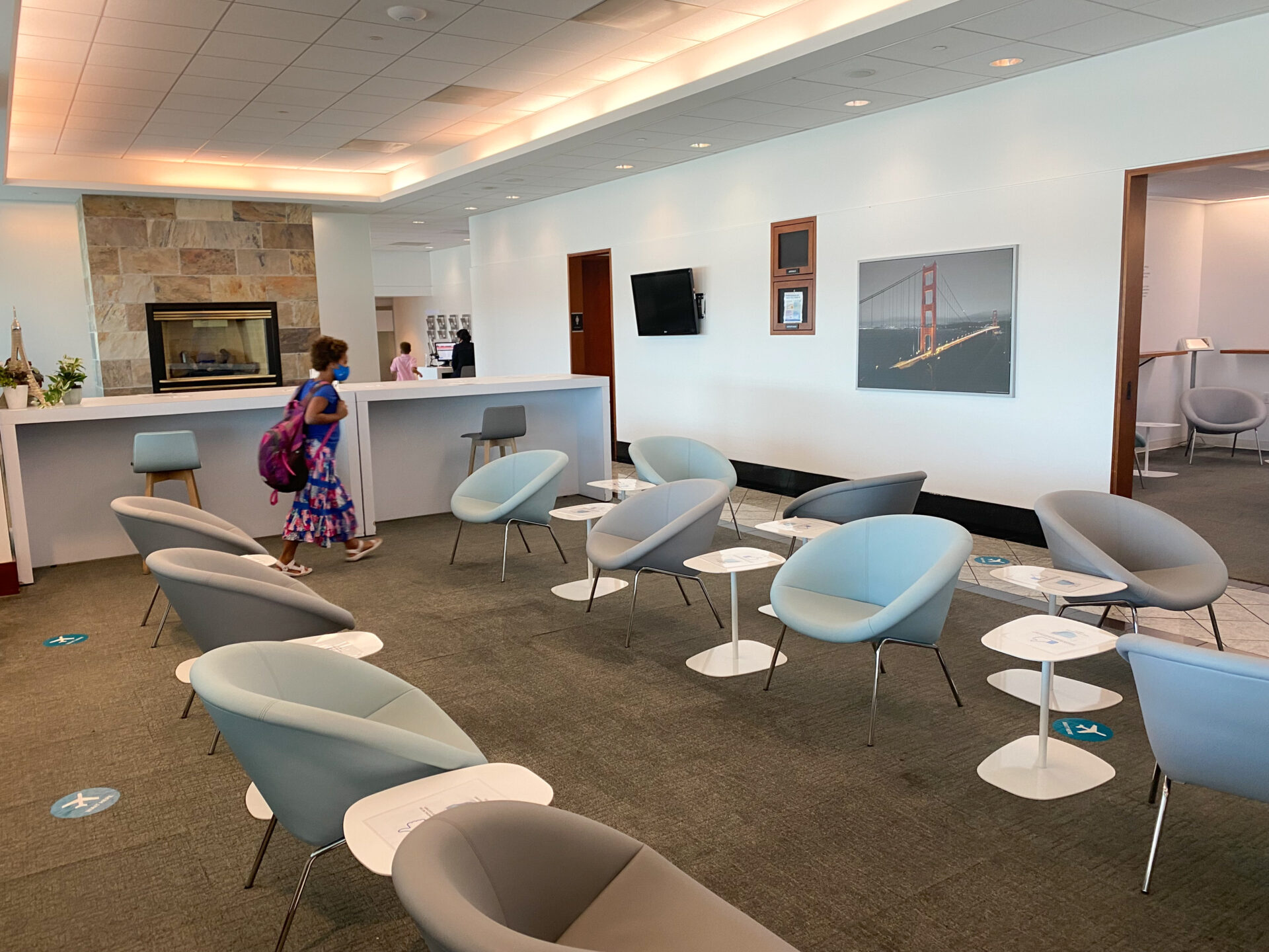 Qatar Airways SFO Lounge – World Travel Adventurers | Luxury Family Travel